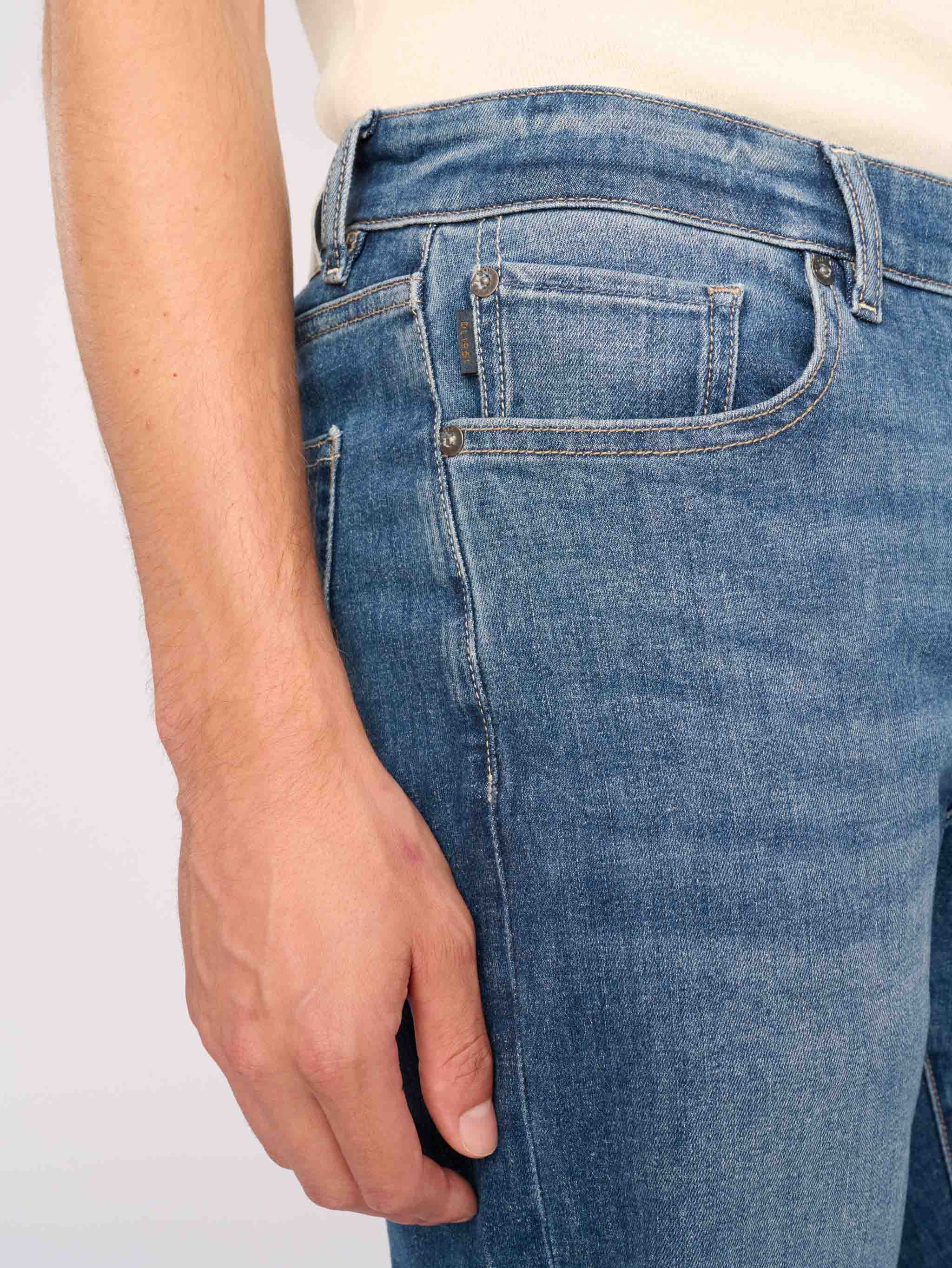 Avery Relaxed Straight Jeans | Sea Harbor – DL1961